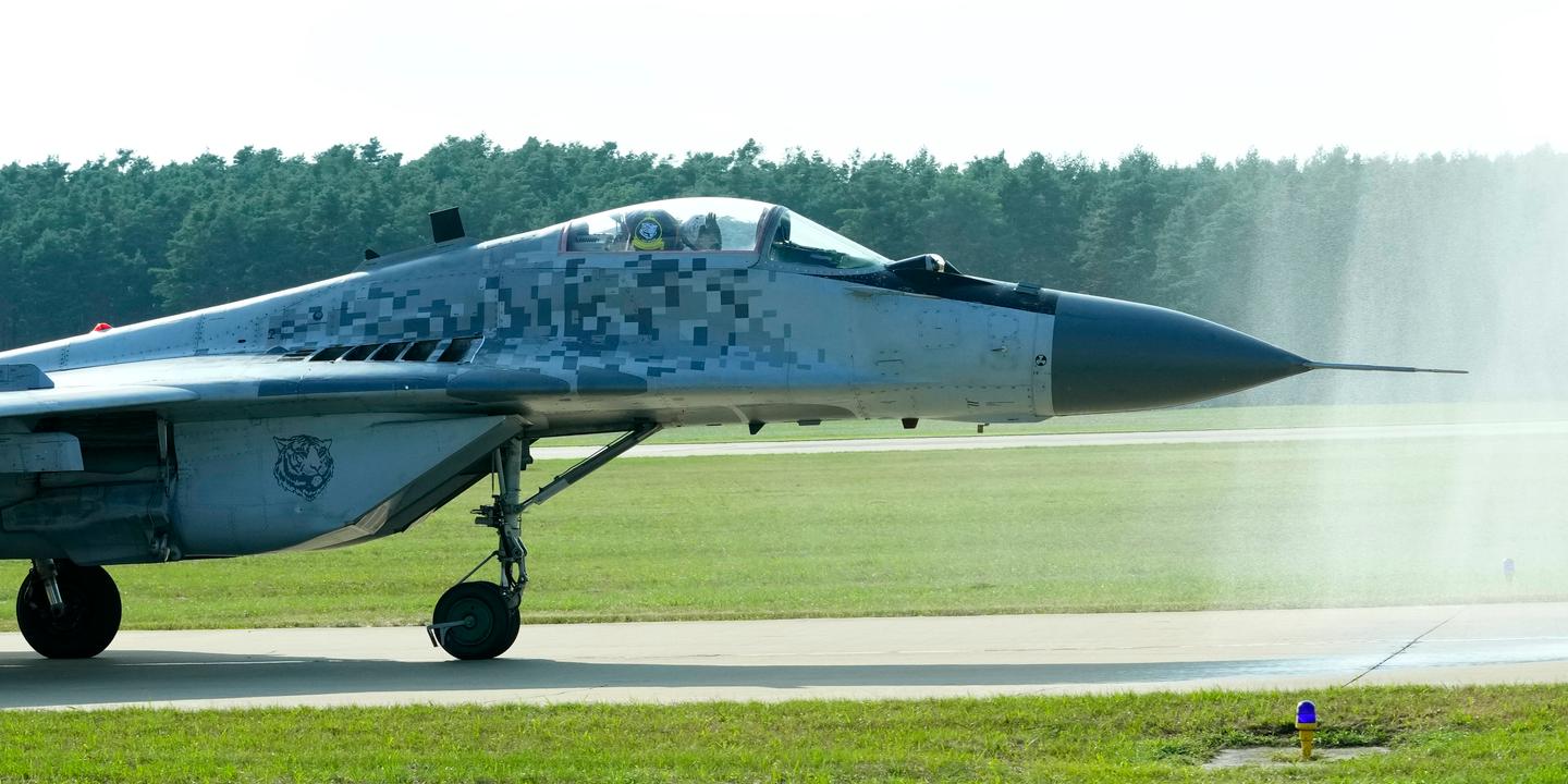 After Poland, Slovakia to give Ukraine Soviet-era MiG-29 jets