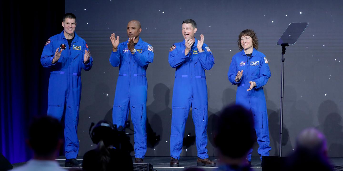 Nasa names crew for Artemis II lunar mission