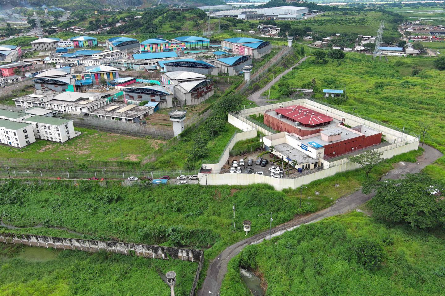 Ecuador: Rioting in maximum security prison leaves three inmates dead