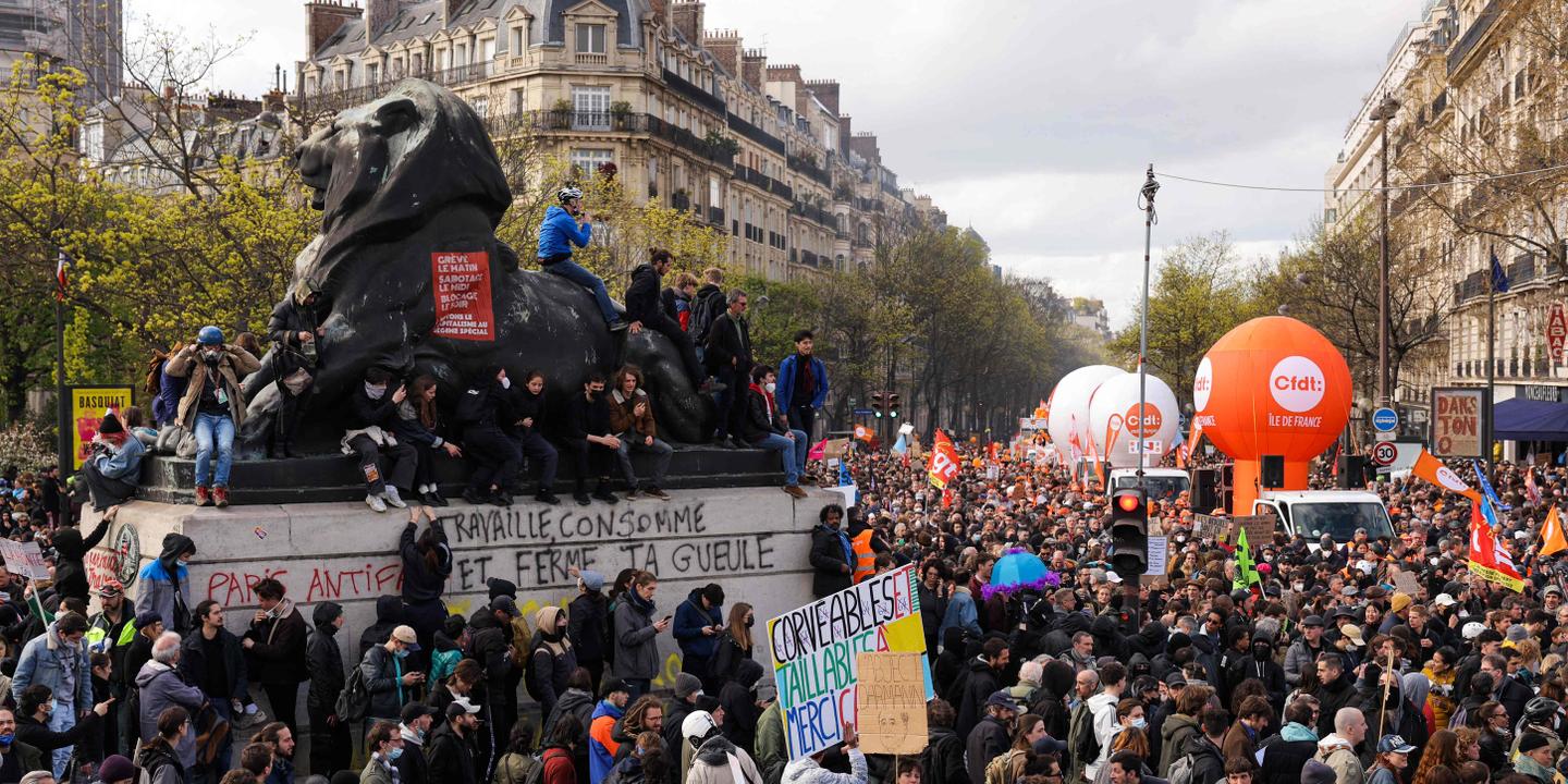 Fresh pension protest turnout in France dwindles on 11th day, unions ...