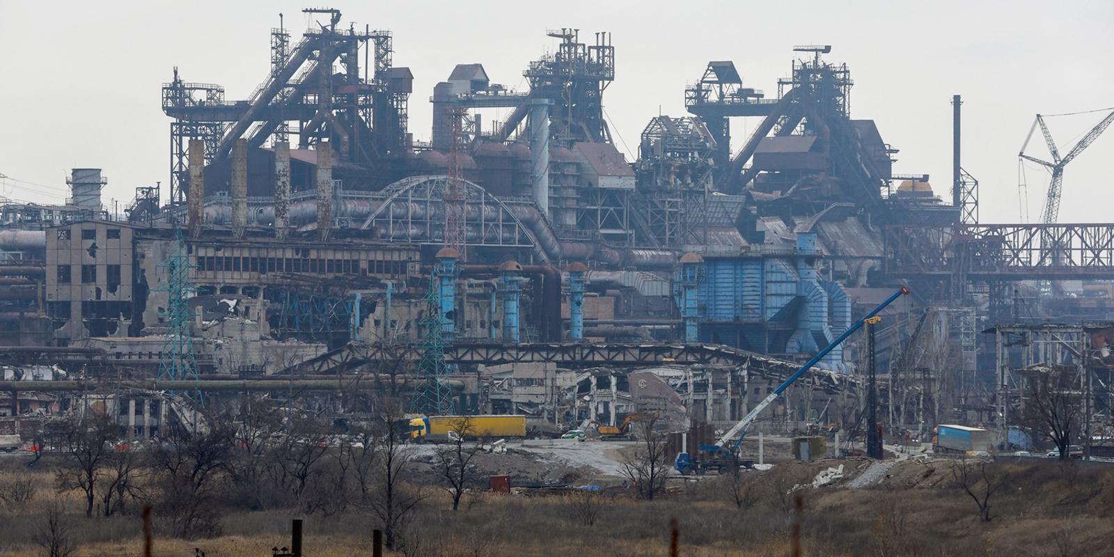 Guerre en Ukraine : des défenseurs de l’usine Azovstal font partie des ...