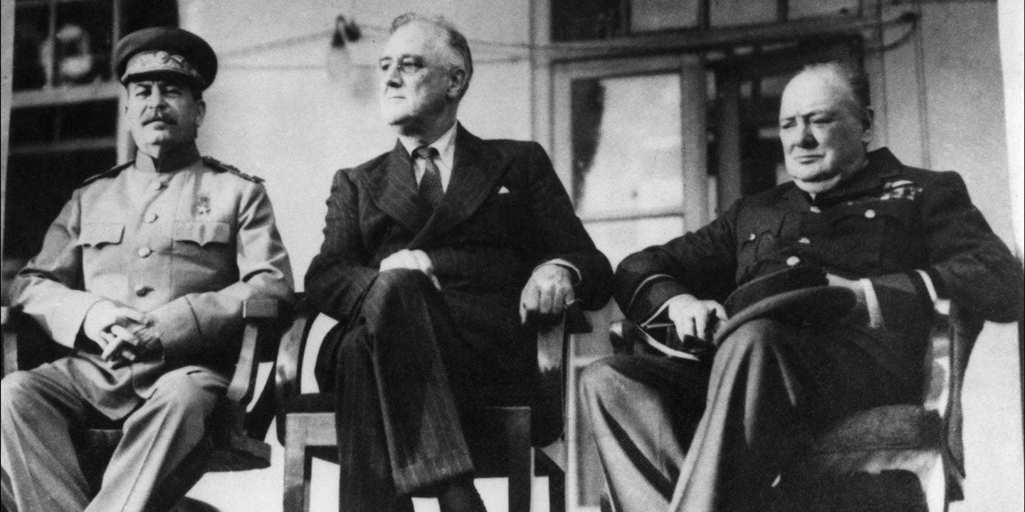 « Le Pont de la victoire », de Christian et Pierre Pahlavi : pour les ...