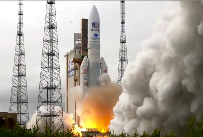 European Space Agency's Juice mission to Jupiter's icy moons blasts off