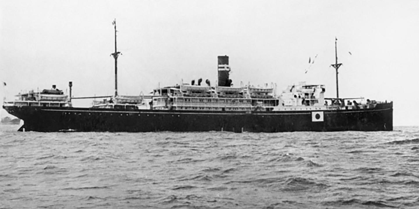 Une épave de bateau de la seconde guerre mondiale avec plus de 1 000 ...