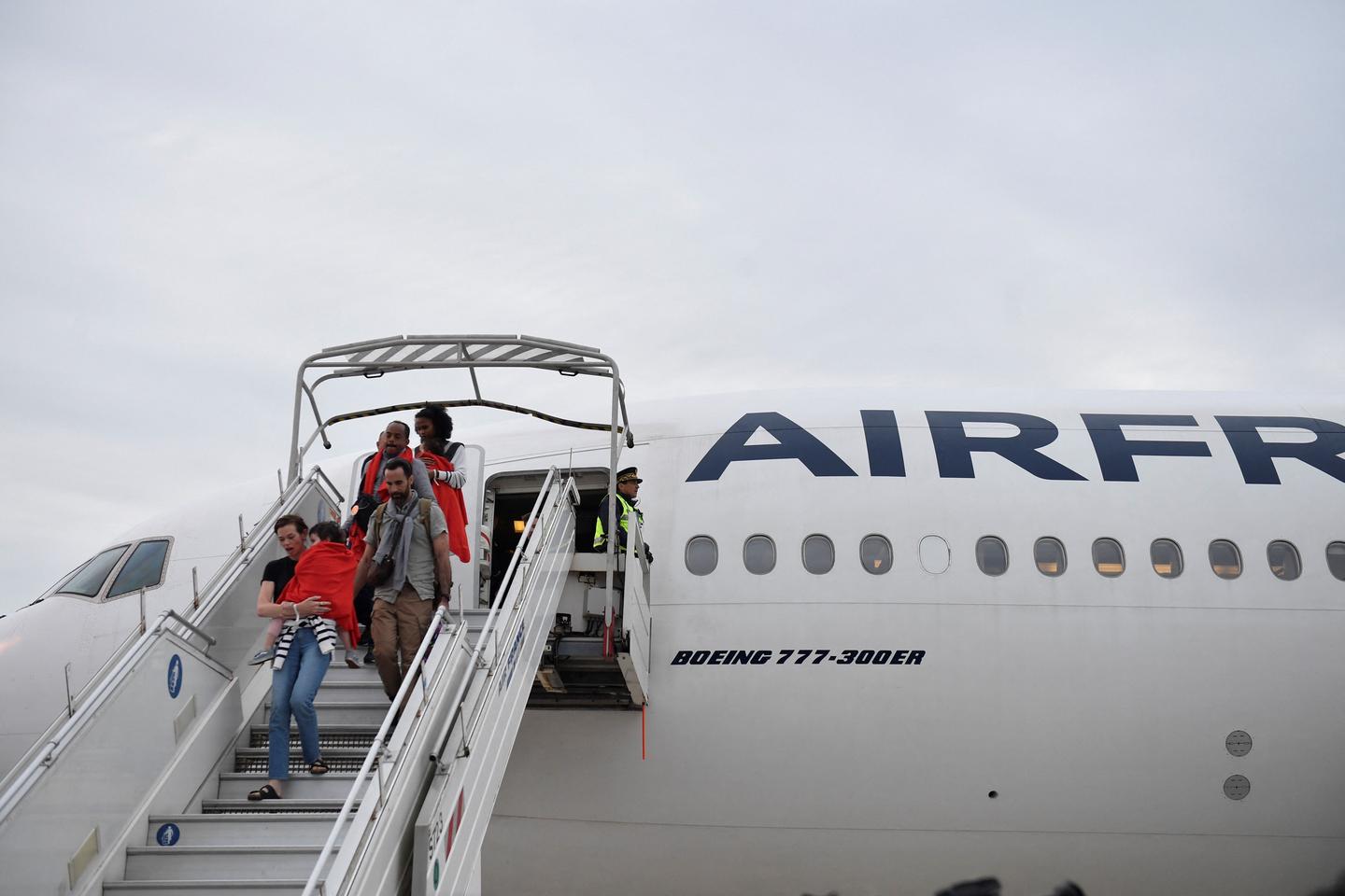 Soudan : plus de 1 600 civils évacués vers l’Arabie saoudite, 245 ...