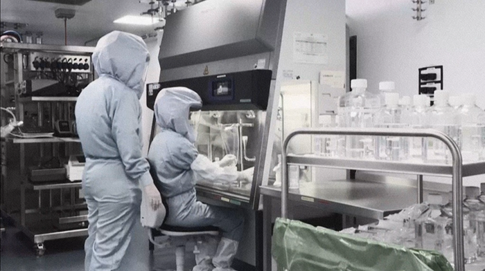 « Pfizer : qui a peur du grand méchant labo ? » : « Complément d ...