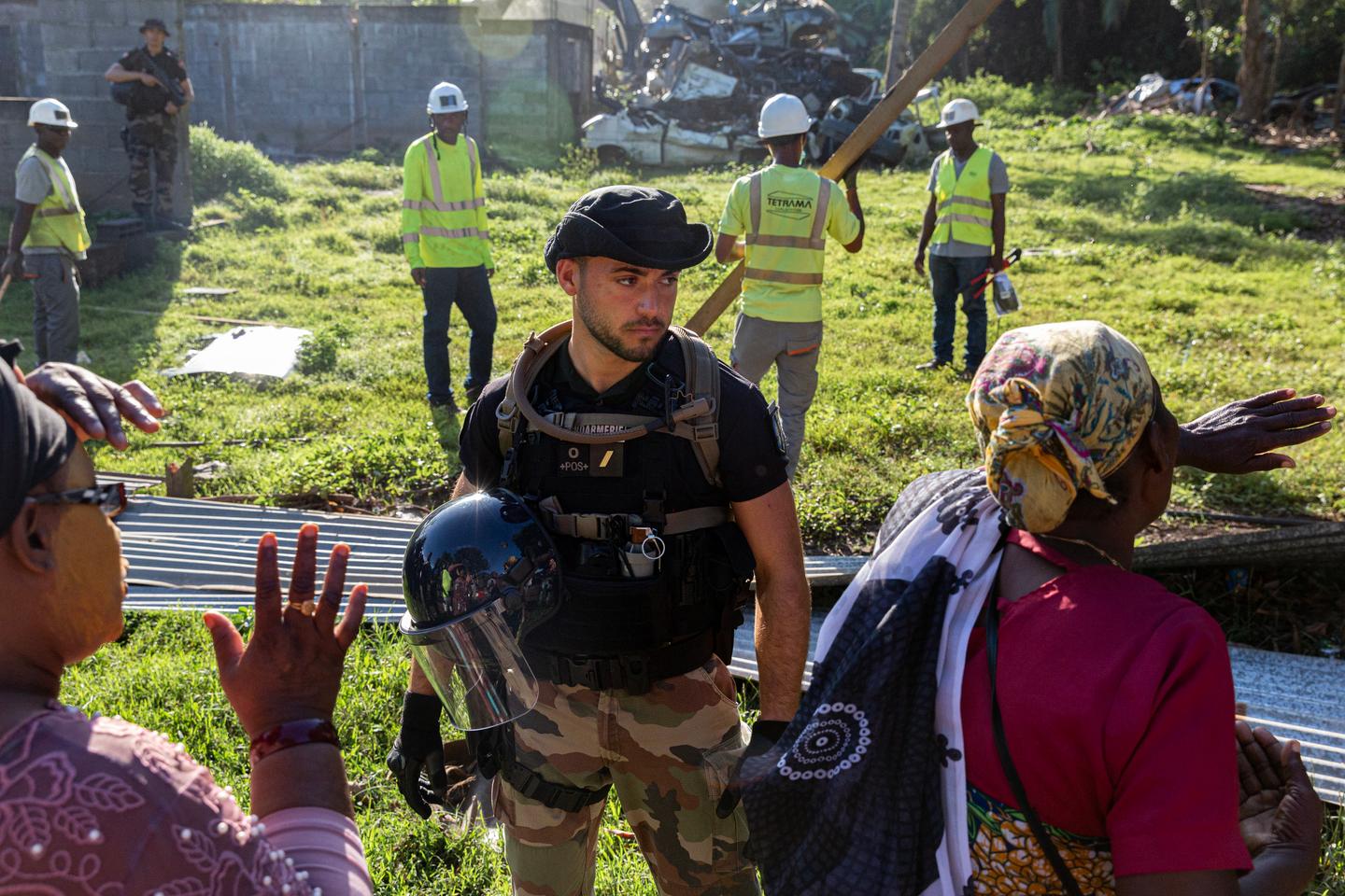 « La crise à Mayotte ne relève pas seulement du maintien de l’ordre ...