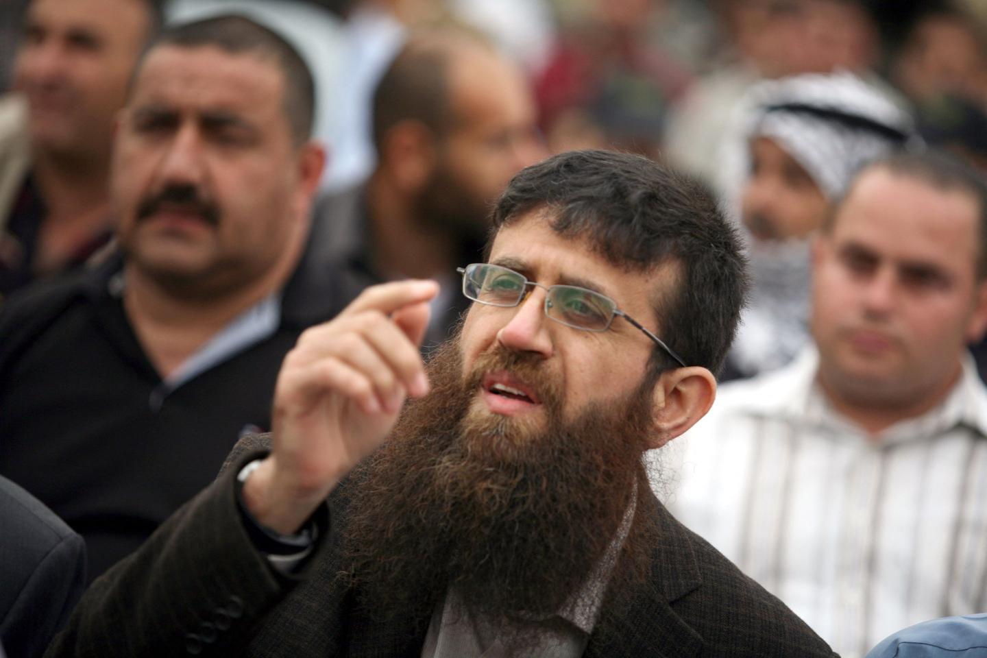 Palestinian prisoner Khader Adnan dies in Israeli custody after hunger ...
