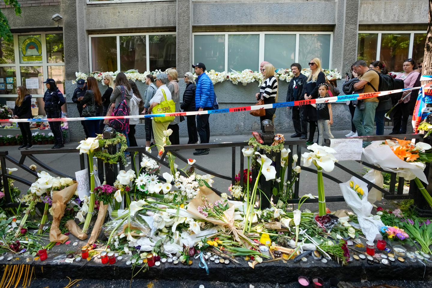 Serbian education minister resigns after Belgrade school shooting