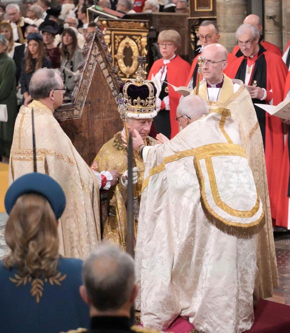 Couronnement de Charles III : revivez la journée qui a vu Charles et ...