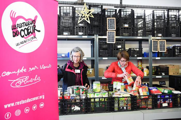 “El regalo de la comida se ha convertido en la muleta de un sistema ...