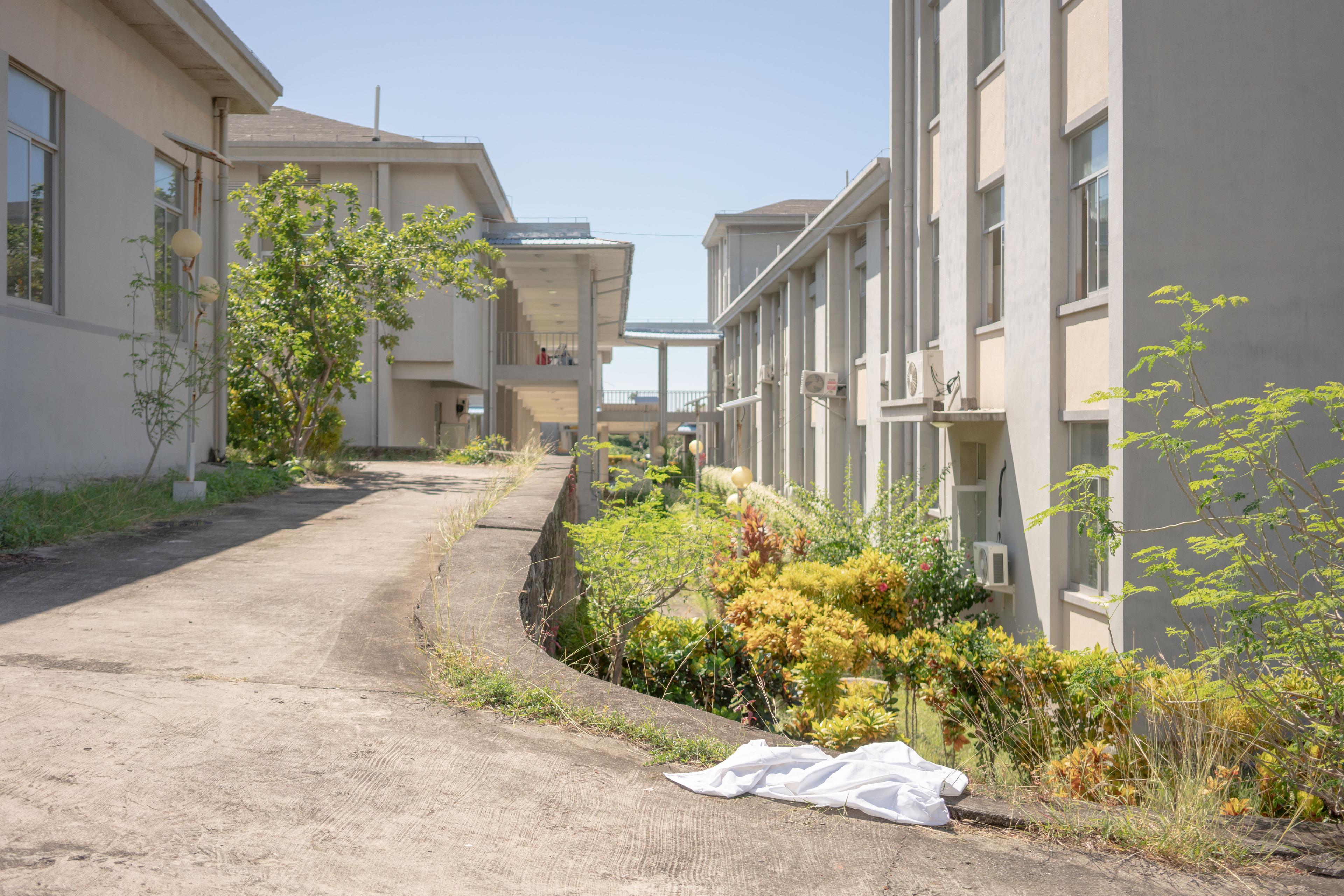 Aux Comores, l’hôpital fantôme de Bambao sur l’île d’Anjouan ressemble ...