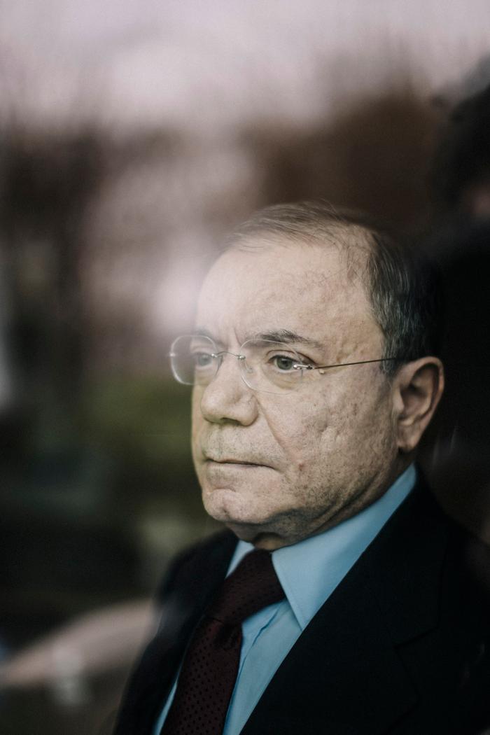 Fin de la garde à vue du PDG de Casino, Jean-Charles Naouri, dans le ...