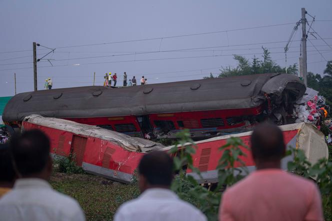 India rail tragedy sheds harsh light on country's train safety and ...