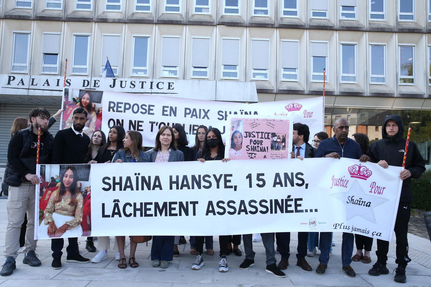 Shaïna, poignardée et brûlée vive à 15 ans : son ex-petit ami devant la ...