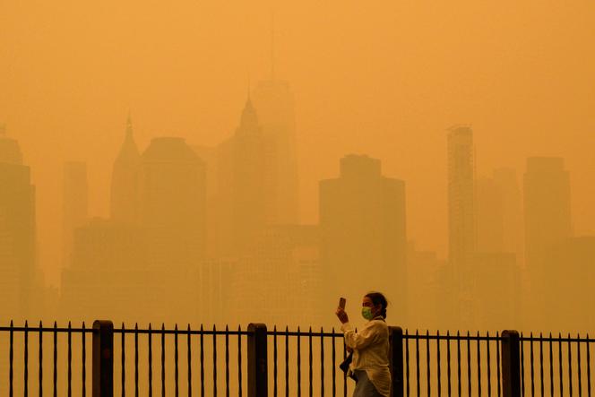 In pictures: New York under a haze of wildfire smoke
