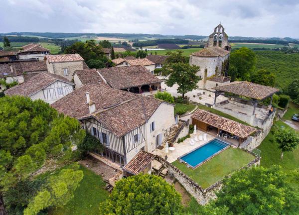 De Montcuq à Monteton, petit tour dans cinq bourgs à calembours