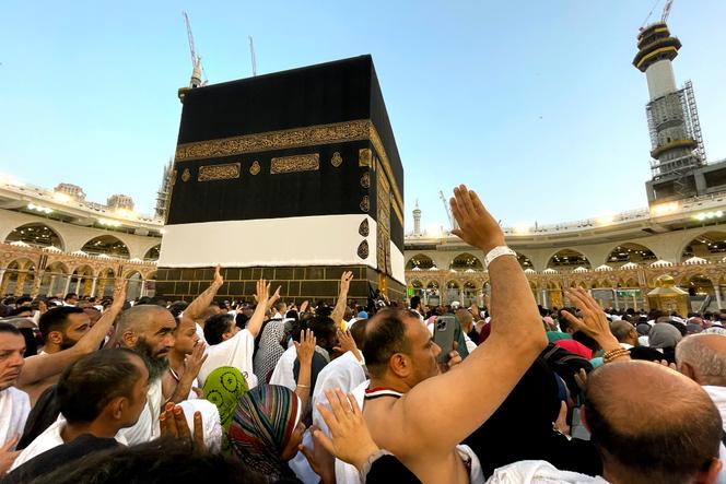 Des centaines de milliers de pèlerins présents au premier jour du hadj à La Mecque