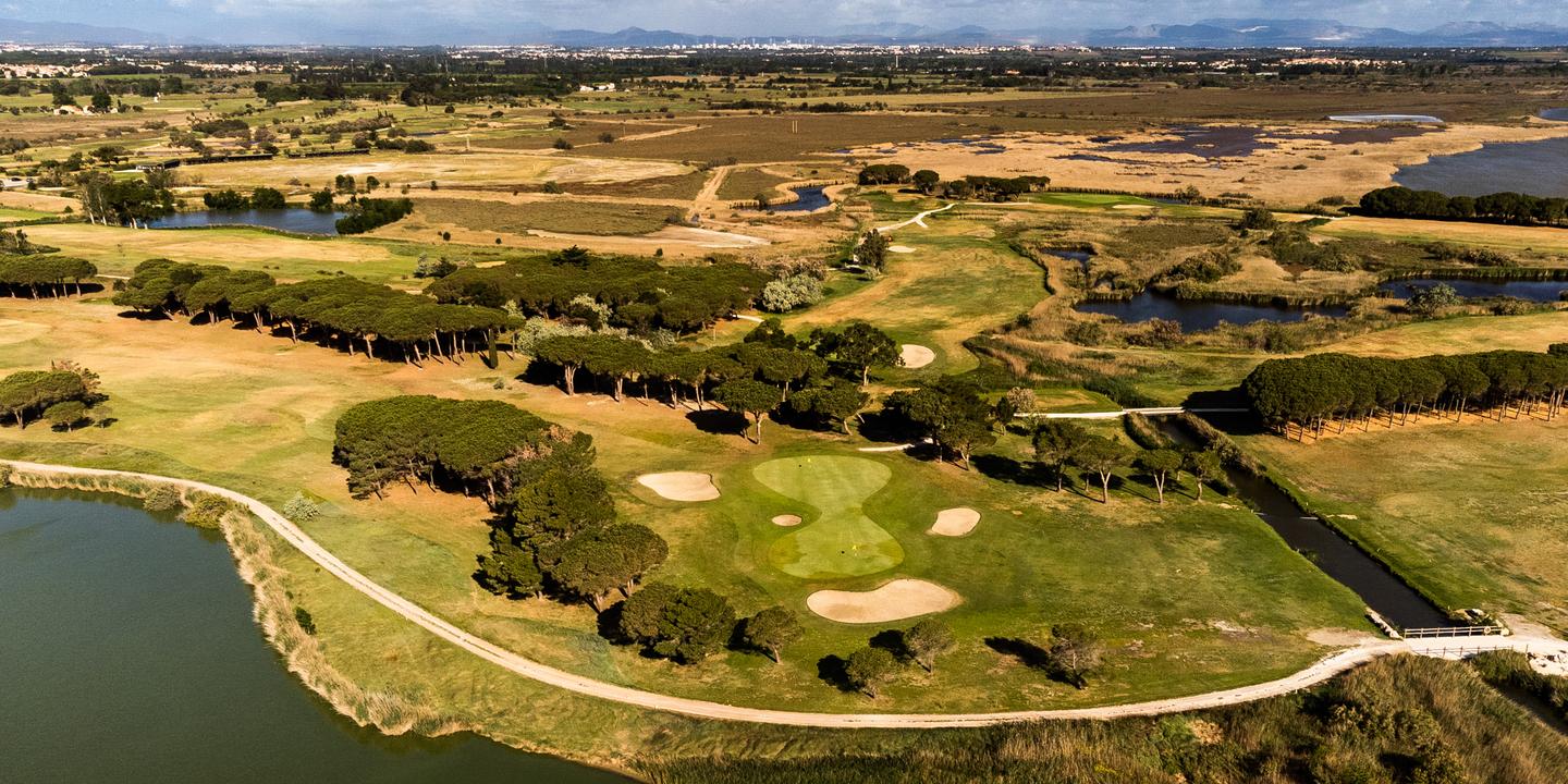 Golf courses squeezed by drought and climate activists
