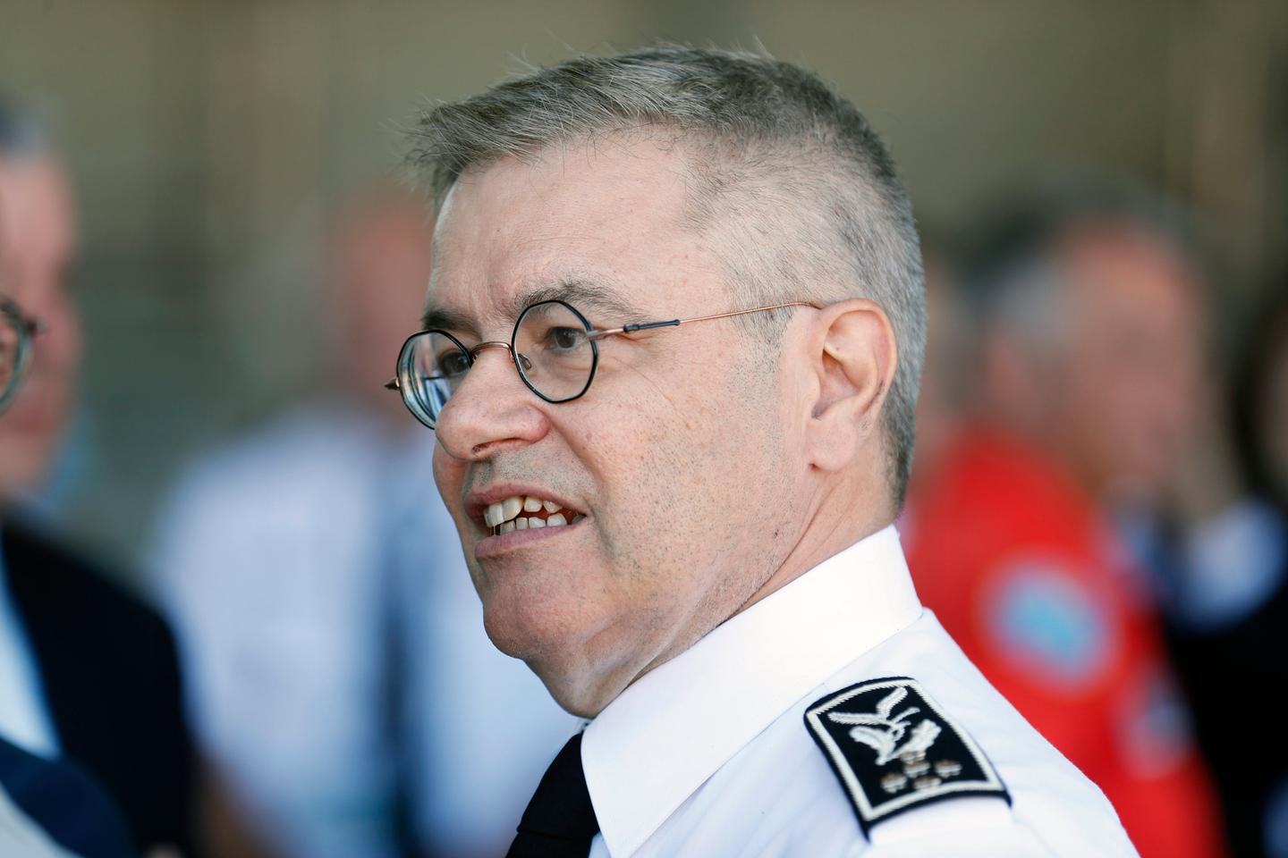 Alain Thirion, le patron de la sécurité civile, suspendu pour des ...