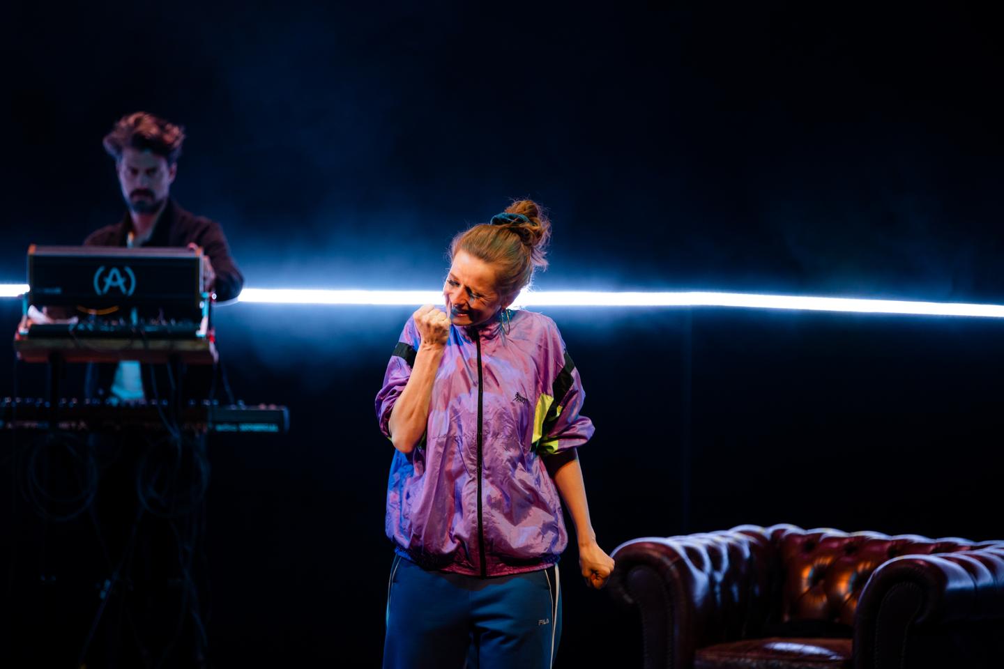 La comédienne Gwendoline Gauthier, une « athlète affective » sur le ...