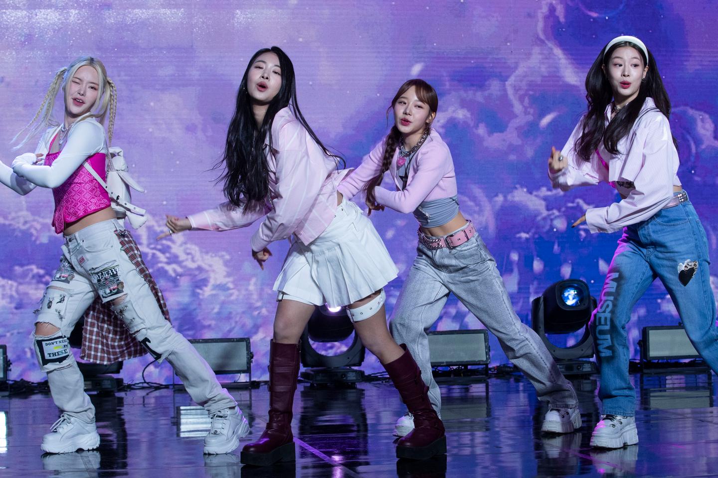 K-pop: Advent of virtual bands disrupts Korean music industry