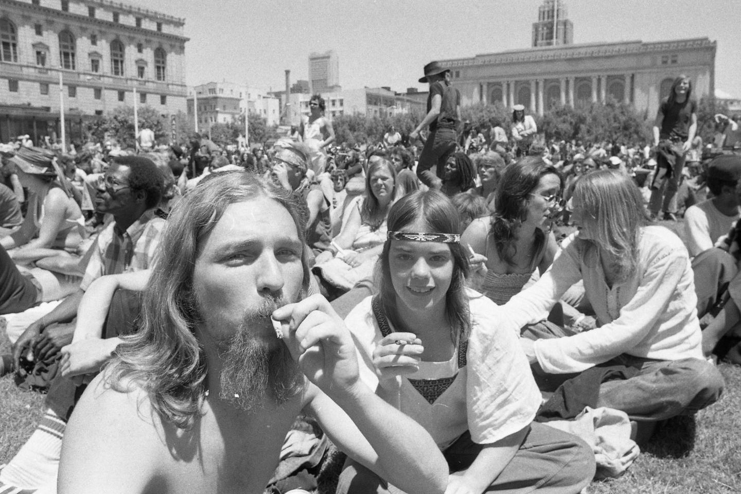 « Sexe, drogue et rock » : le haschisch, superstar des années 1960