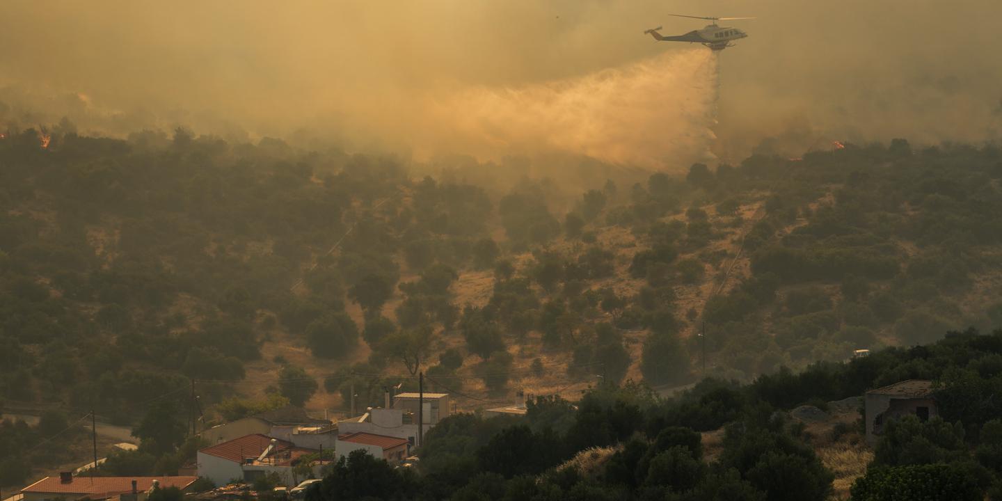 France and Italy send firefighting planes to Greece