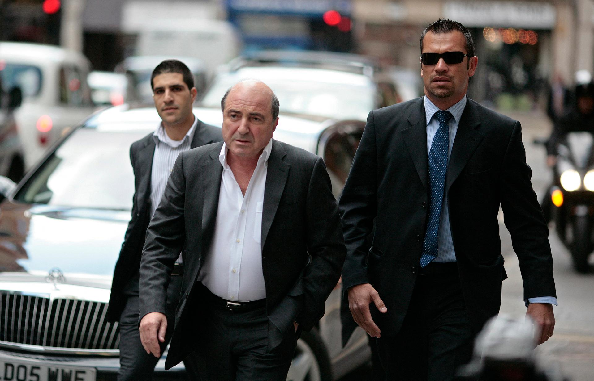 How Roman Abramovich got hold of the USSR's oil