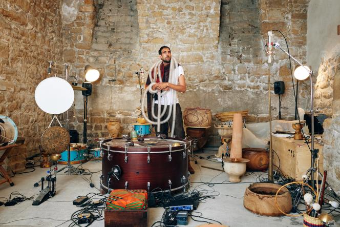 Avec le plasticien et musicien Tarek Atoui, faire du son une matière ...