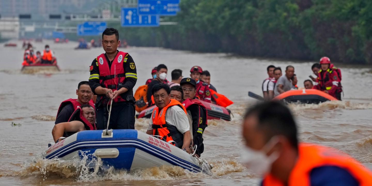 A Pékin, les inondations persistent trois jours après le passage du ...