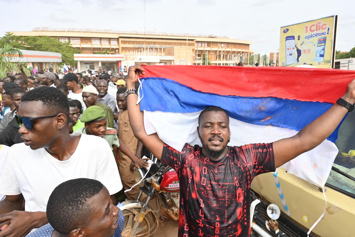 US envoy speaks with Niger coup leaders, but not allowed to meet with ...