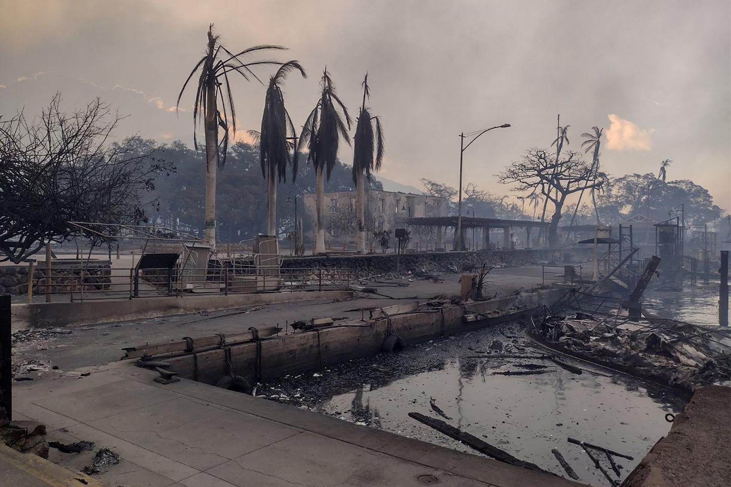 Hawaï : images spectaculaires des incendies