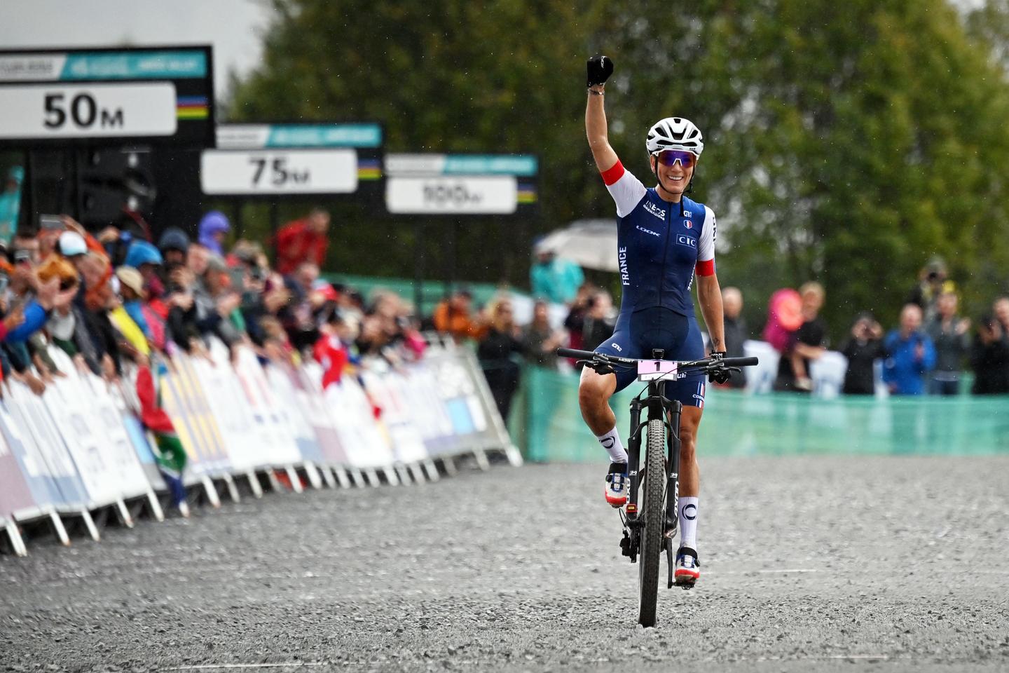 Mondiaux de cyclisme : Pauline Ferrand-Prévot sacrée en VTT cross-country