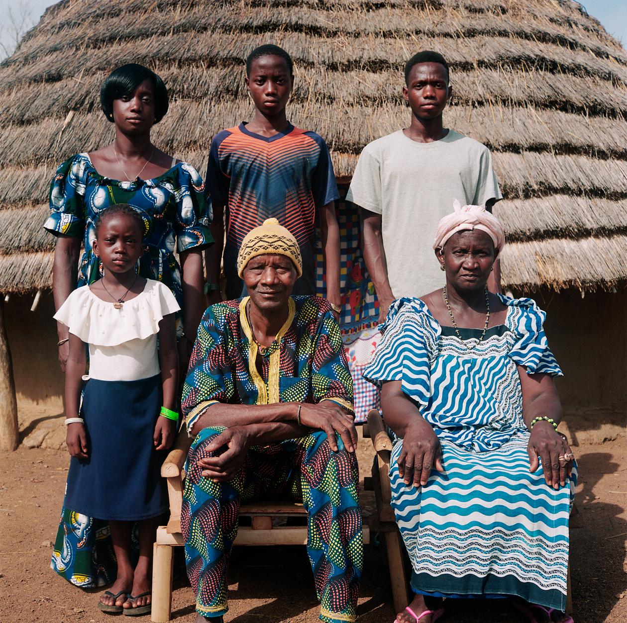 Au Sénégal, les réunions de famille du photographe Malick Bodian