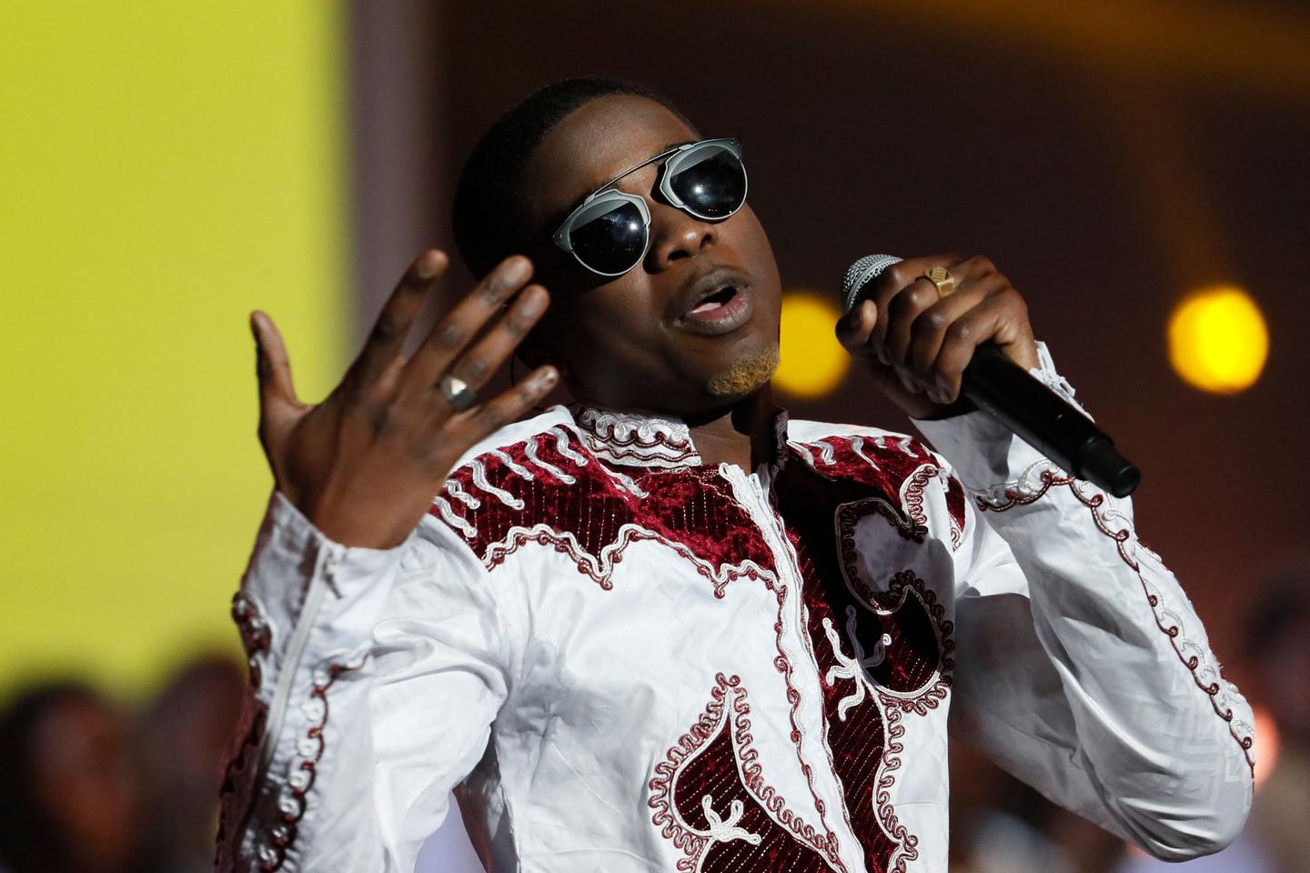 Le rappeur MHD et huit autres personnes jugées pour un meurtre lors d ...