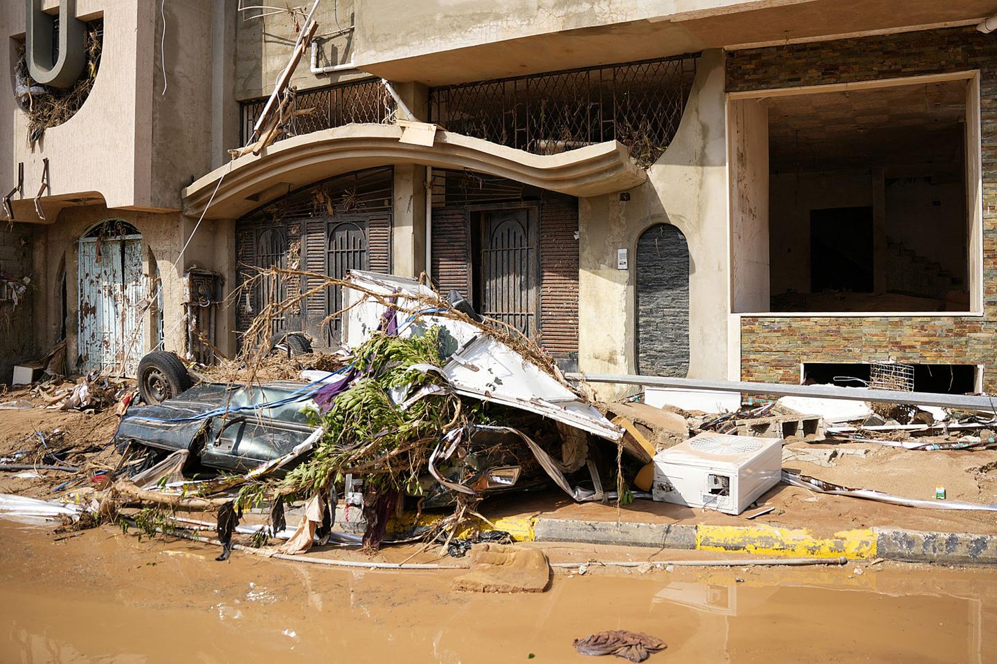 Libya flooding: Red Cross reports 10,000 people missing, expects 'huge ...