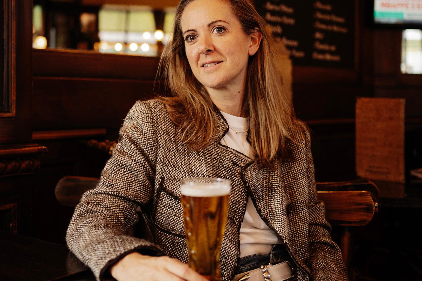 Un apéro avec Charline Vanhoenacker : « La pétition de soutien, ça nous ...