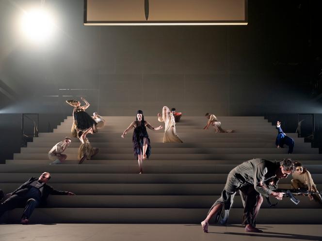 A Rennes, Arthur Nauzyciel déplie « Les Paravents » de Jean Genet d ...