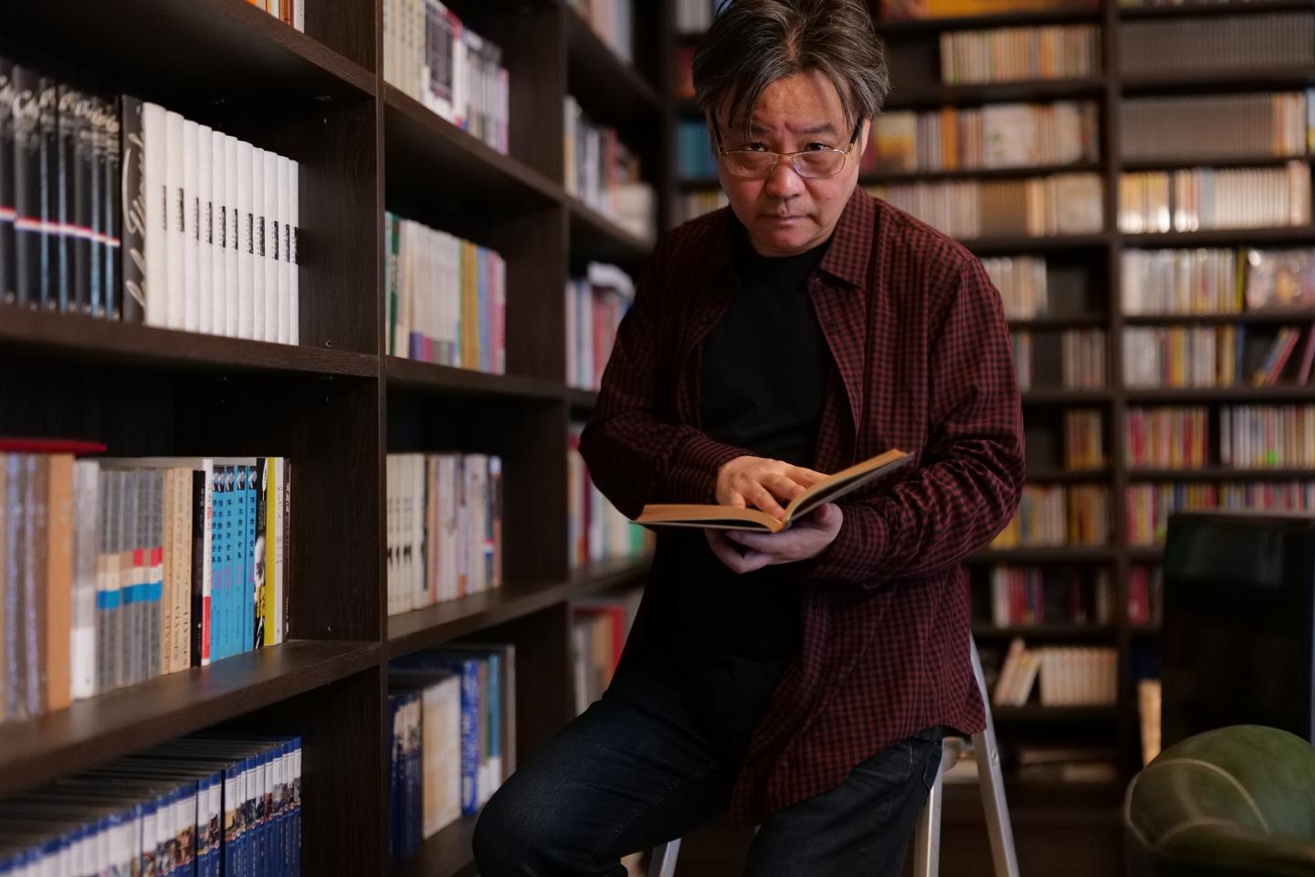 « La Ville introuvable », de Yu Hua : l’amour au temps de la Chine en ...