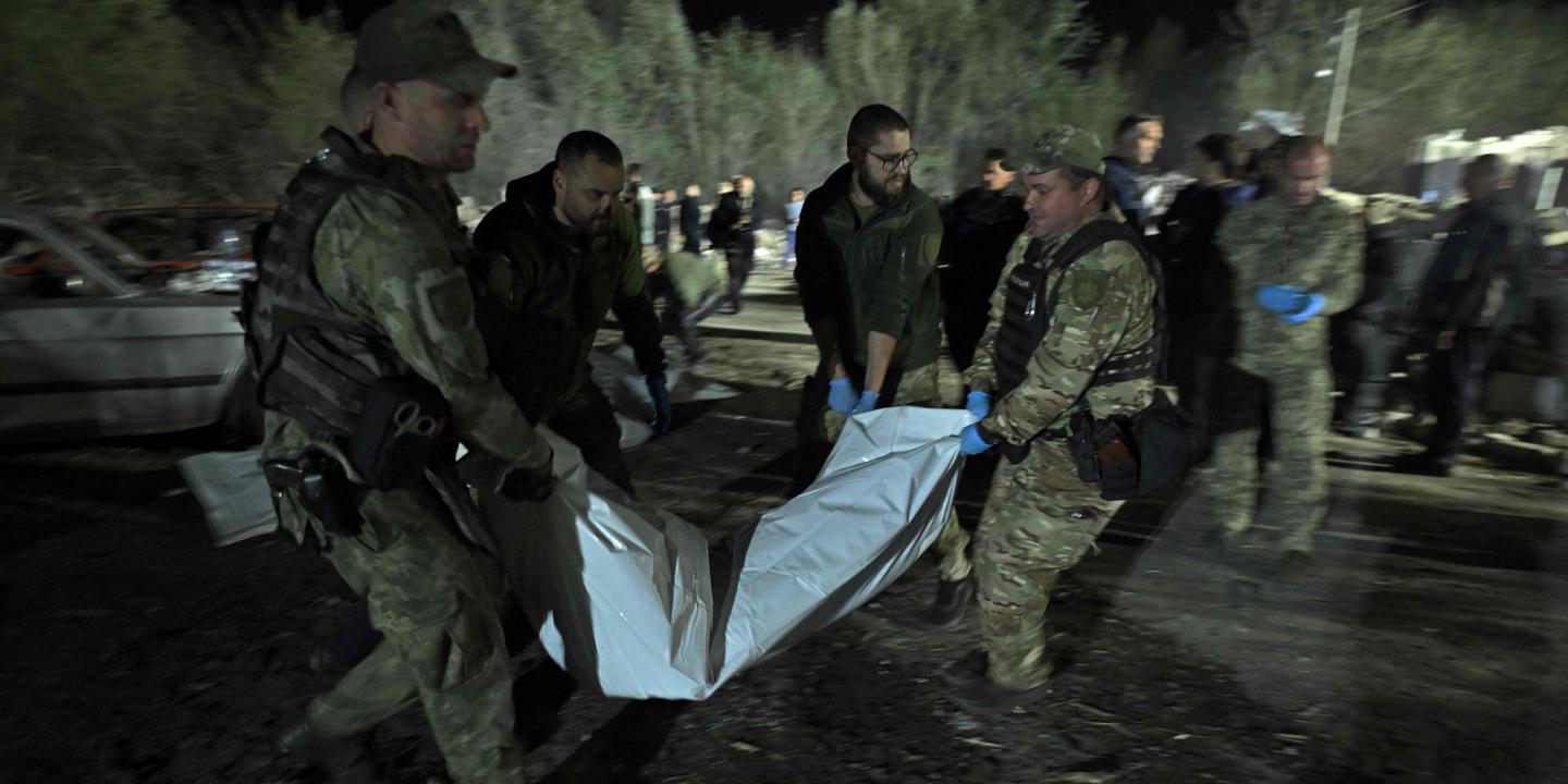 Une frappe russe contre le village ukrainien de Hroza, dans l’oblast de ...