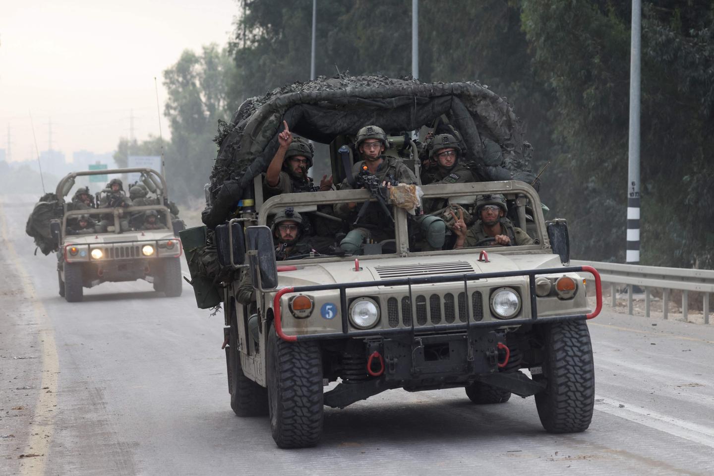 Israël organise le siège de la bande de Gaza et masse ses troupes à la ...