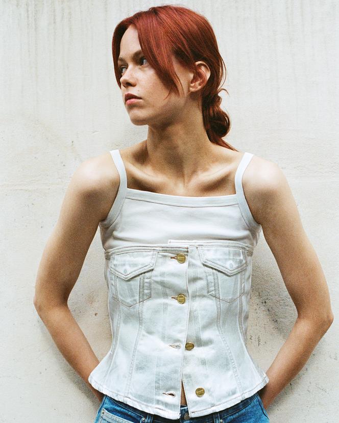 Le bustier se rengorge