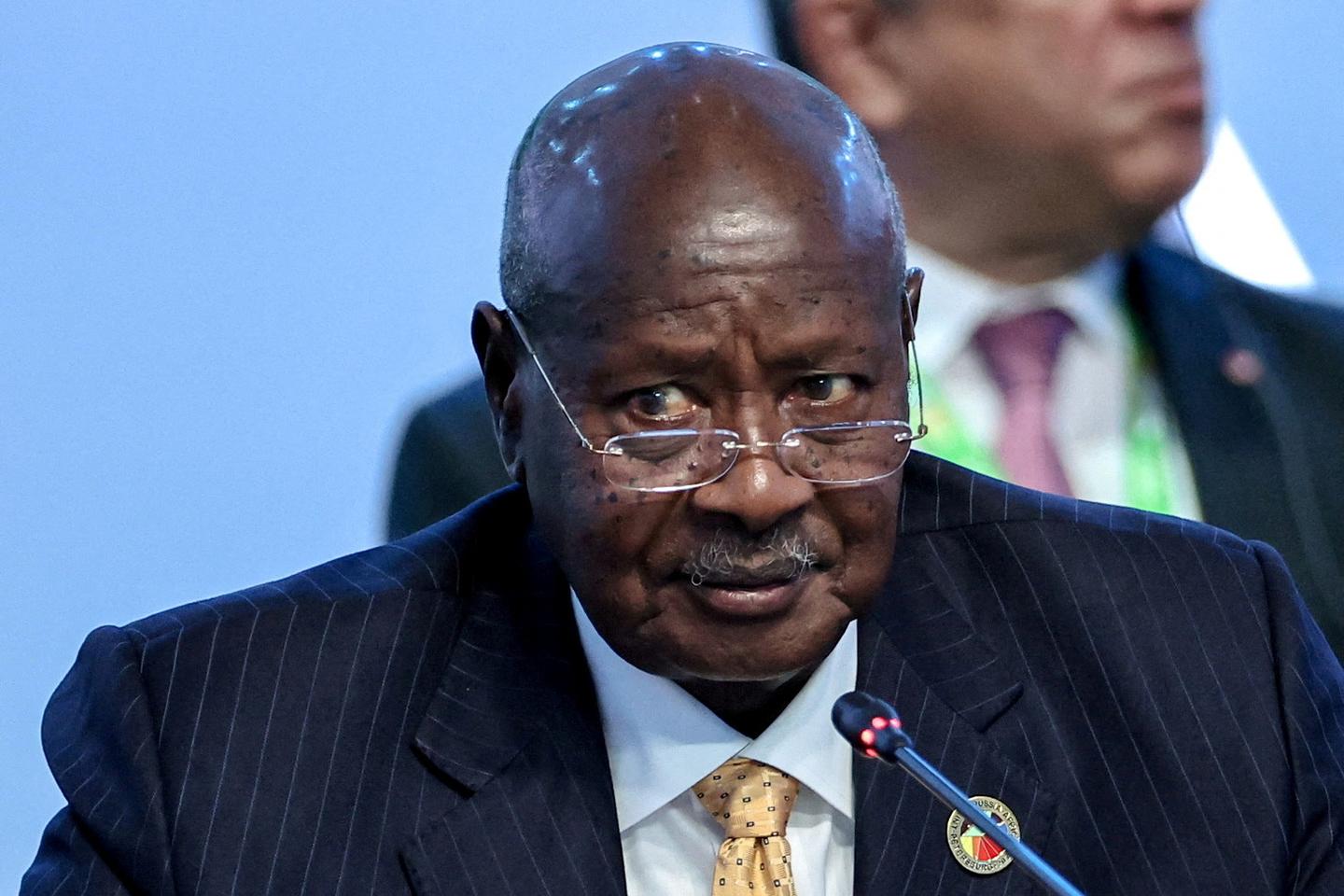 En Ouganda, le président Museveni minimise l’exclusion de son pays d’un ...