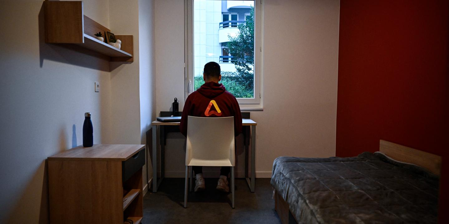 Immigration to France on the rise, boosted by students, employees and ...