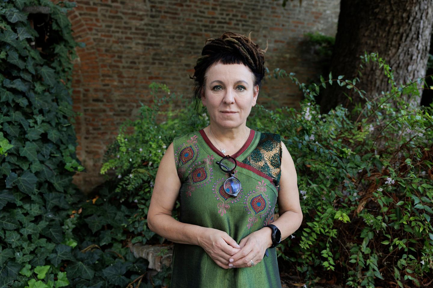 « Le Banquet des Empouses » : Olga Tokarczuk mène le bal des succubes ...