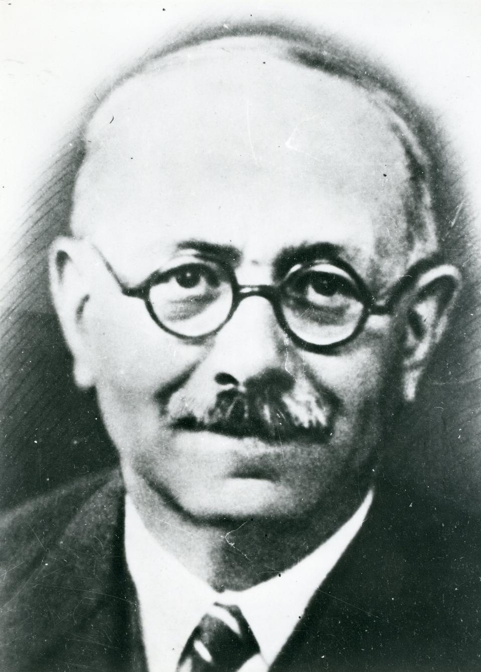 Fired for being Jewish, executed for being a resistant: Marc Bloch's ...