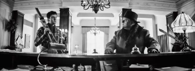 « Universal Theory » : une réflexion mélancolique filmée en noir et ...