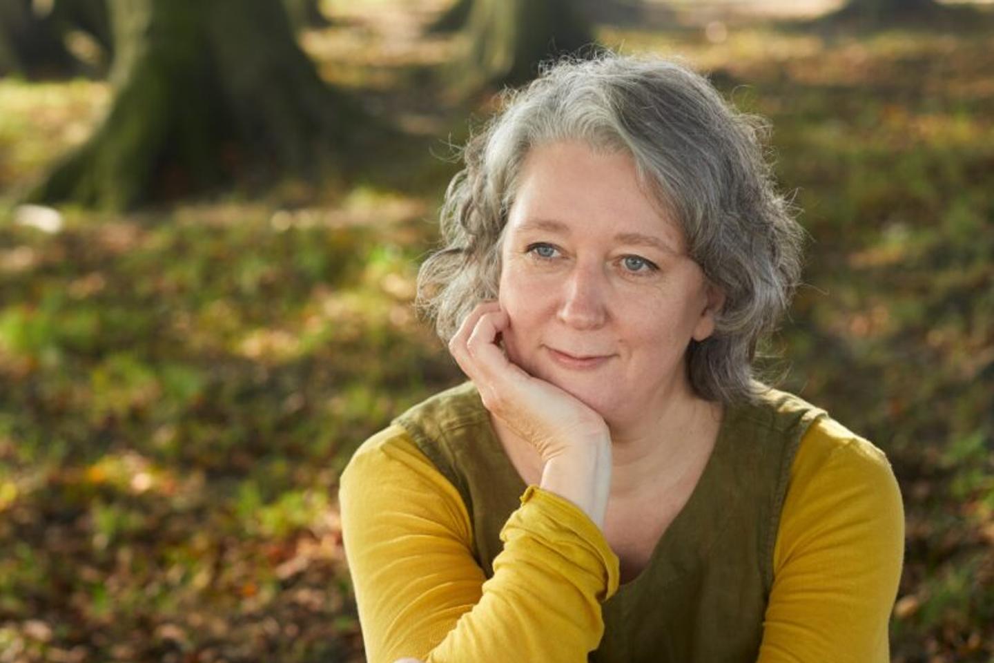 « Terre fragile », de Claire Fuller : ombres et lumières dans la ...