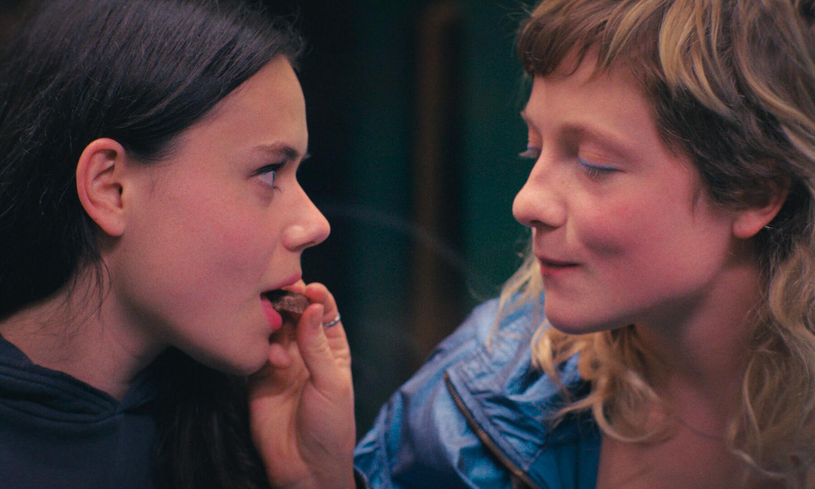 « Langue étrangère », de Claire Burger, un teen movie franco-allemand taillé sur mesure pour la ...